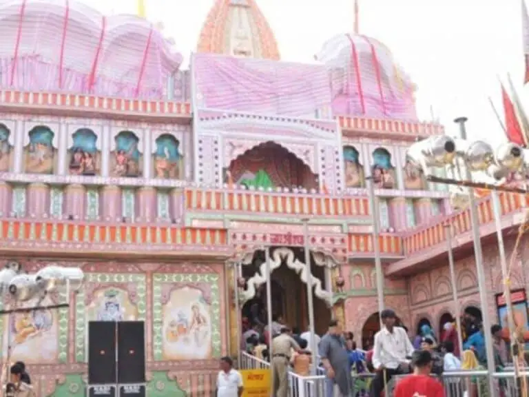 Khatu Shyam Temple, Rajasthan History and Timing - HindUtsav